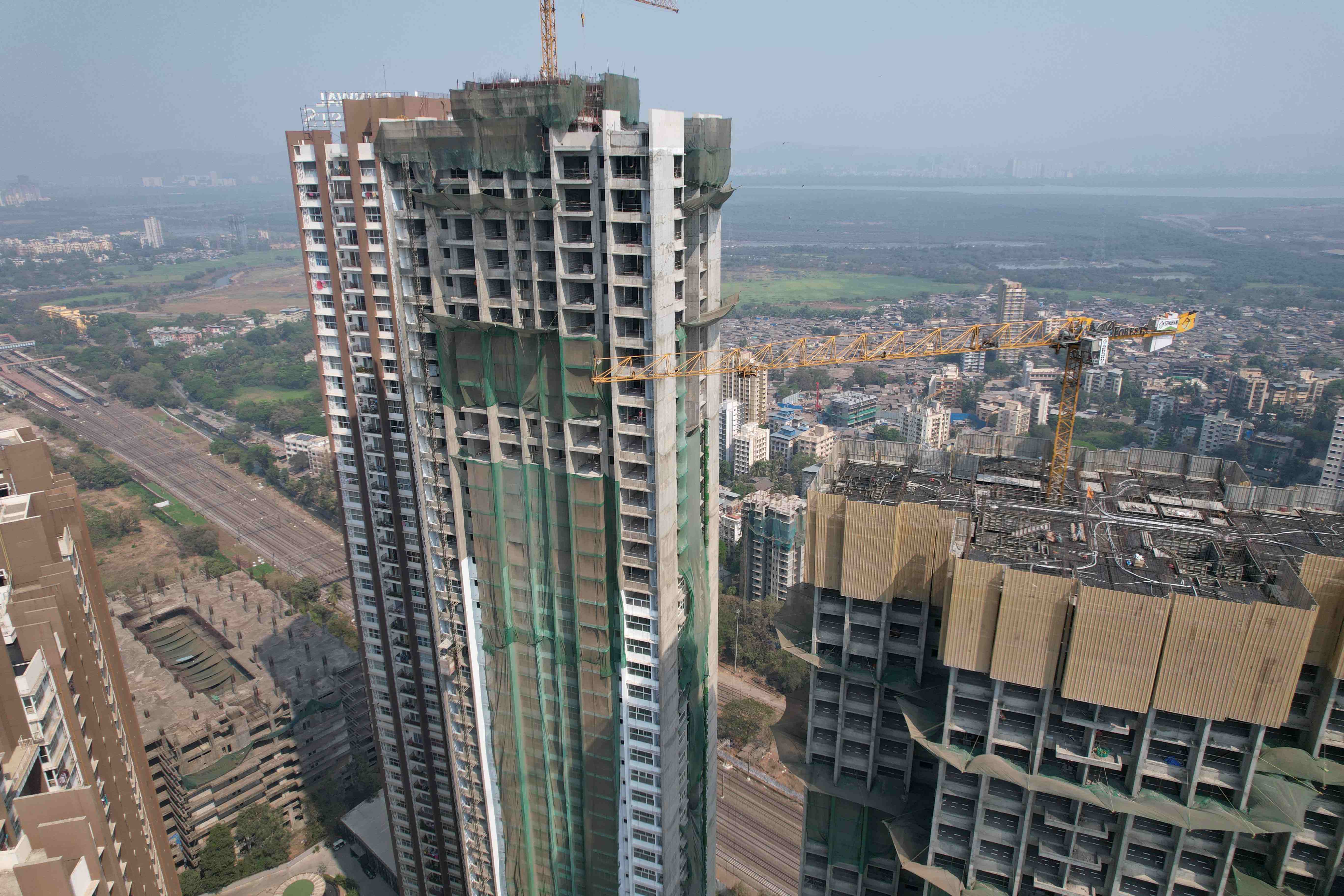 Runwal Forests: 1,1.5, 2 & 3 BHK Flats in Kanjurmarg West